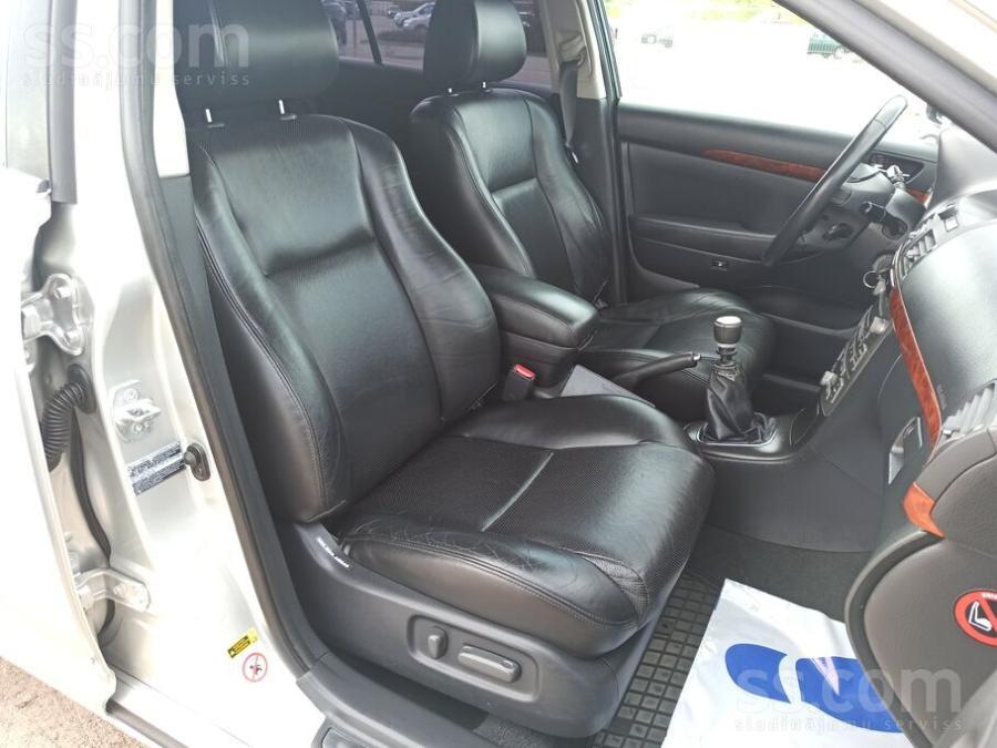 Grey Toyota Avensis 2006 in Daugavpils, with an engine capacity of 2.20 L and mileage of 0 thousand km for 2650 €, photo 17 on AUTOMOTO.COM.LV