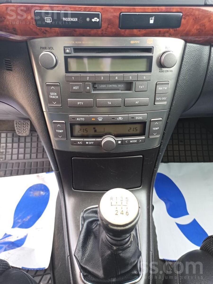 Grey Toyota Avensis 2006 in Daugavpils, with an engine capacity of 2.20 L and mileage of 0 thousand km for 2650 €, photo 27 on AUTOMOTO.COM.LV