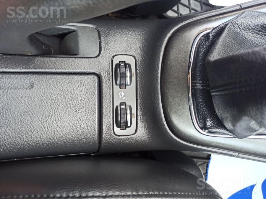 Grey Toyota Avensis 2006 in Daugavpils, with an engine capacity of 2.20 L and mileage of 0 thousand km for 2650 €, photo 28 on AUTOMOTO.COM.LV