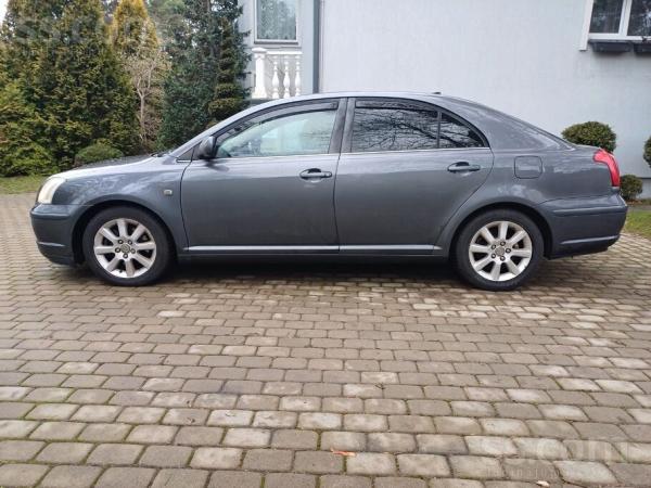 Серый Тойота Авенсис 2006 в Юрмала, объемом двигателя 2.20 л и пробегом 399 тыс. км за 1400 €, фото 4 на AUTOMOTO.COM.LV