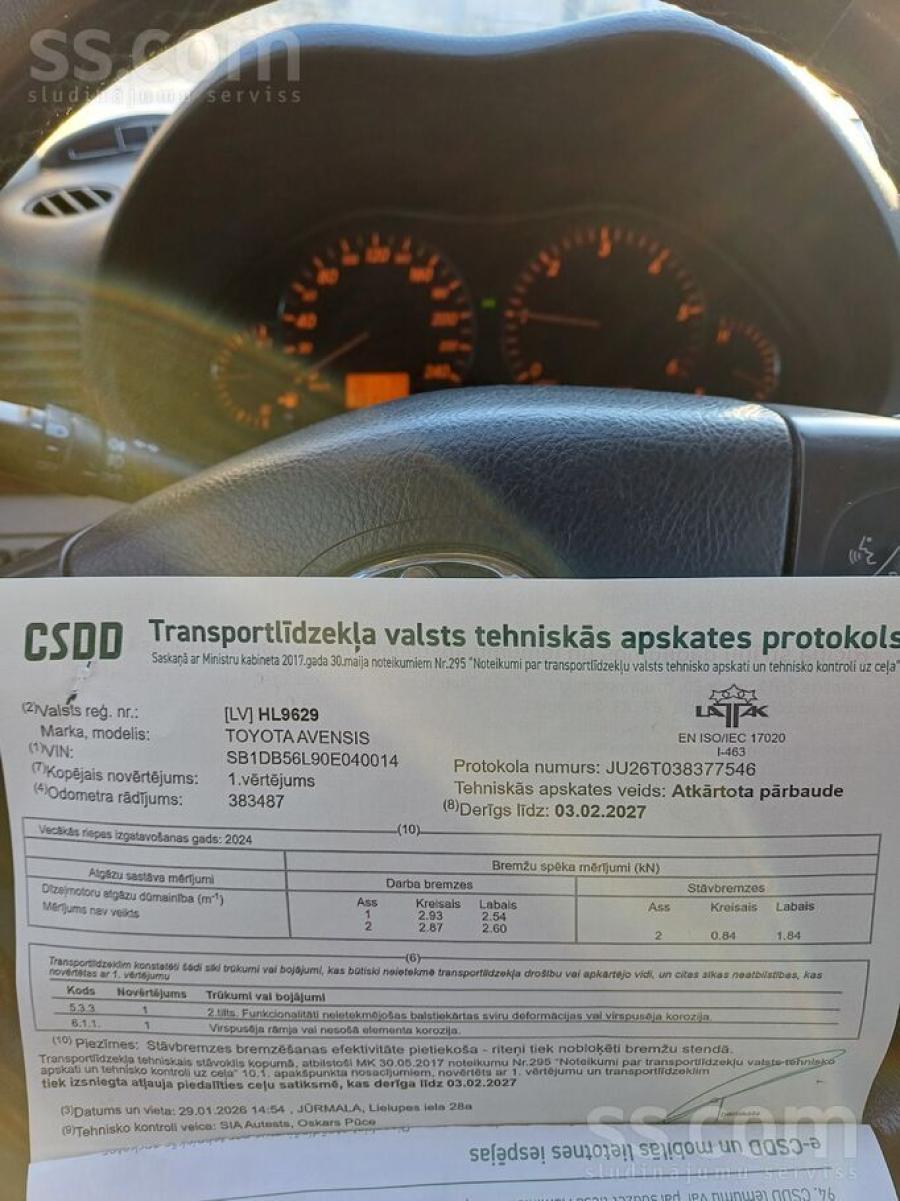 Pelēks Toyota Avensis 2006 Jūrmala, ar dzinēja tilpumu 2.20 L un nobraukumu 399 tūkst. km par 1400 €, foto 6 vietnē AUTOMOTO.COM.LV