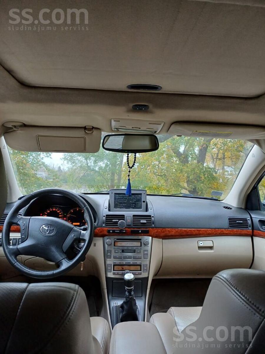 Pelēks Toyota Avensis 2006 Jūrmala, ar dzinēja tilpumu 2.20 L un nobraukumu 399 tūkst. km par 1400 €, foto 11 vietnē AUTOMOTO.COM.LV