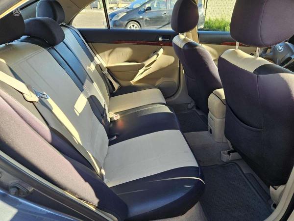 Grey Toyota Avensis 2006 in Vilnius, with an engine capacity of 2.20 L and mileage of 374 thousand km for 2000 €, photo 8 on AUTOMOTO.COM.LV