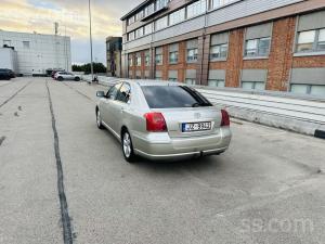 Pelēks Toyota Avensis 2006 Rīga, ar dzinēja tilpumu 2.20 L un nobraukumu 394 tūkst. km par 1630 €, foto 6 vietnē AUTOMOTO.COM.LV