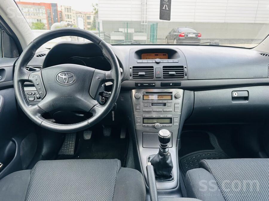 Pelēks Toyota Avensis 2006 Rīga, ar dzinēja tilpumu 2.20 L un nobraukumu 394 tūkst. km par 1630 €, foto 12 vietnē AUTOMOTO.COM.LV