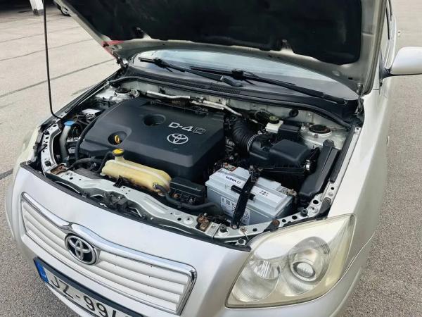 Pelēks Toyota Avensis 2006 Rīga, ar dzinēja tilpumu 2.20 L un nobraukumu 394 tūkst. km par 1630 €, foto 10 vietnē AUTOMOTO.COM.LV