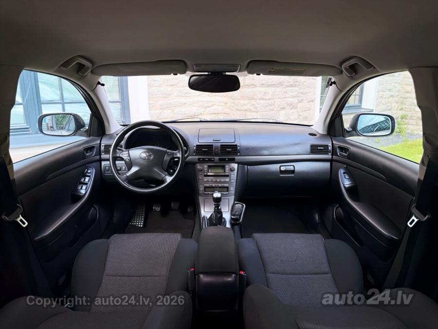 Серый Тойота Авенсис 2006 в Таллин, объемом двигателя 2.00 л и пробегом 250 тыс. км за 1999 €, фото 12 на AUTOMOTO.COM.LV