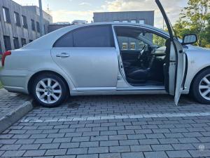 Серый Тойота Авенсис 2006 в Таураге, объемом двигателя 2.00 л и пробегом 292 тыс. км за 1300 €, фото 5 на AUTOMOTO.COM.LV