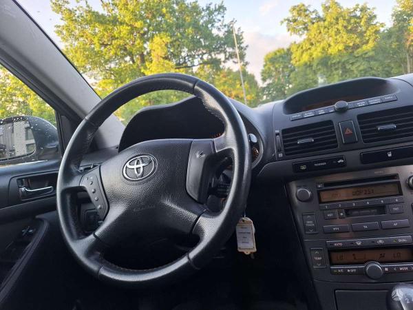 Серый Тойота Авенсис 2006 в Таураге, объемом двигателя 2.00 л и пробегом 292 тыс. км за 1300 €, фото 8 на AUTOMOTO.COM.LV