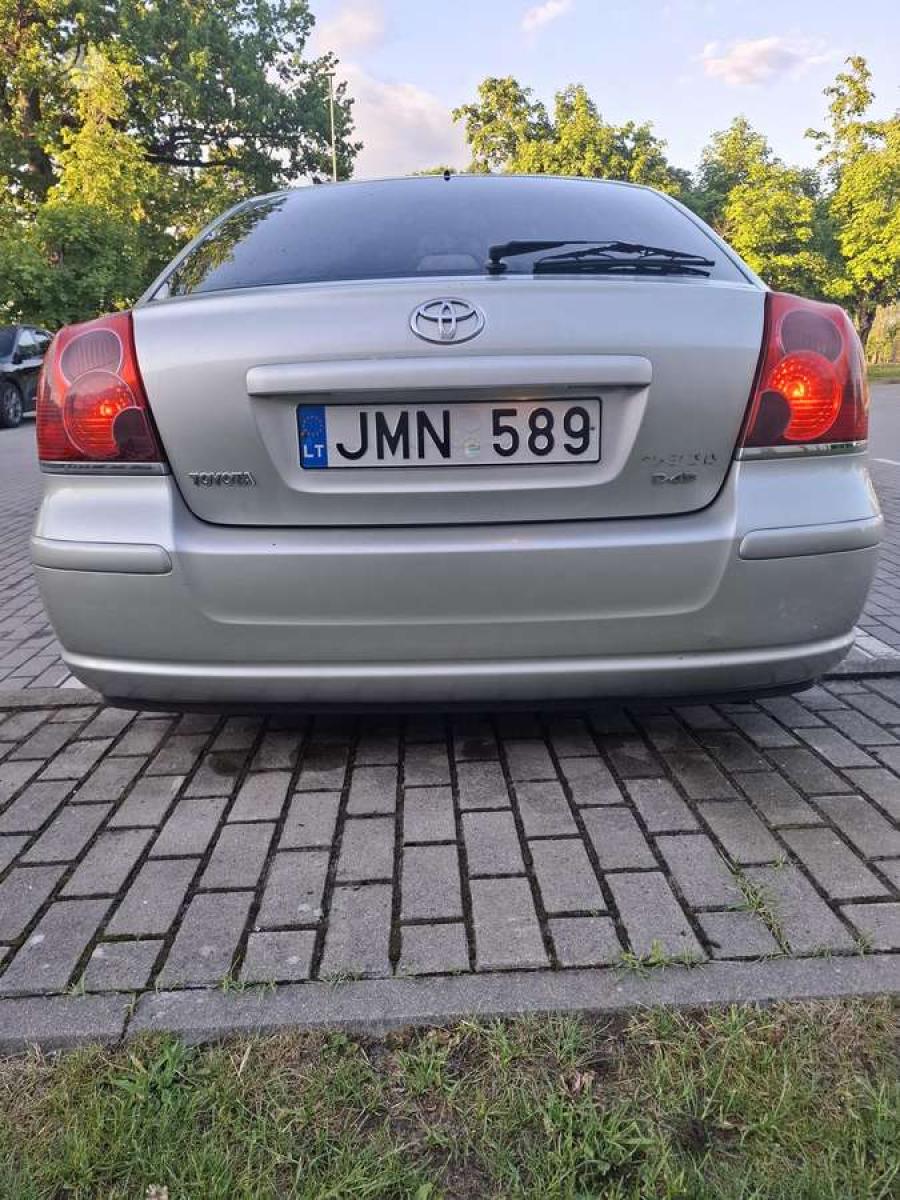 Серый Тойота Авенсис 2006 в Таураге, объемом двигателя 2.00 л и пробегом 292 тыс. км за 1300 €, фото 11 на AUTOMOTO.COM.LV