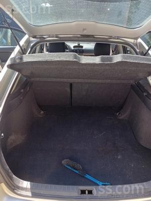 Pelēks Toyota Avensis 2006 Rīga, ar dzinēja tilpumu 2.00 L un nobraukumu 325 tūkst. km par 2000 €, foto 7 vietnē AUTOMOTO.COM.LV