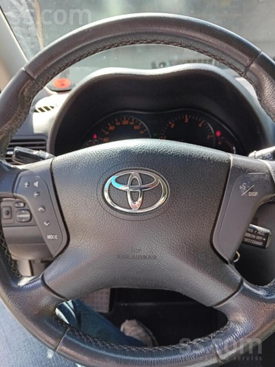 Pelēks Toyota Avensis 2006 Rīga, ar dzinēja tilpumu 2.00 L un nobraukumu 325 tūkst. km par 2000 €, foto 9 vietnē AUTOMOTO.COM.LV