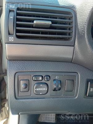 Pelēks Toyota Avensis 2006 Rīga, ar dzinēja tilpumu 2.00 L un nobraukumu 325 tūkst. km par 2000 €, foto 10 vietnē AUTOMOTO.COM.LV
