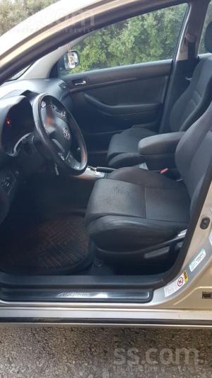 Pelēks Toyota Avensis 2006 Rīga, ar dzinēja tilpumu 1.80 L un nobraukumu 286 tūkst. km par 2350 €, foto 7 vietnē AUTOMOTO.COM.LV