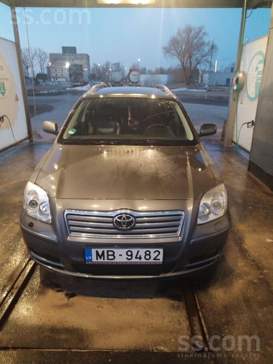 Pelēks Toyota Avensis 2006 Bauska, ar dzinēja tilpumu 2.20 L un nobraukumu 245 tūkst. km par 2200 €, foto 6 vietnē AUTOMOTO.COM.LV