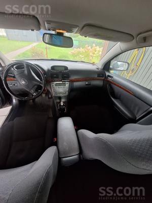 Серый Тойота Авенсис 2006 в Рига, объемом двигателя 2.00 л и пробегом 185 тыс. км за 2165 €, фото 8 на AUTOMOTO.COM.LV