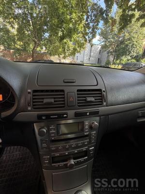 Pelēks Toyota Avensis 2006 Rīga, ar dzinēja tilpumu 2.00 L un nobraukumu 300 tūkst. km par 1700 €, foto 14 vietnē AUTOMOTO.COM.LV