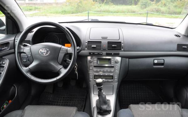 Pelēks Toyota Avensis 2006 Rīga, ar dzinēja tilpumu 2.00 L un nobraukumu 300 tūkst. km par 1850 €, foto 8 vietnē AUTOMOTO.COM.LV