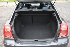Pelēks Toyota Avensis 2006 Rīga, ar dzinēja tilpumu 2.00 L un nobraukumu 300 tūkst. km par 1850 €, foto 11 vietnē AUTOMOTO.COM.LV