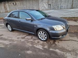 Pelēks Toyota Avensis 2006 Rīga, ar dzinēja tilpumu 2.20 L un nobraukumu 335 tūkst. km par 2170 €, foto  vietnē AUTOMOTO.COM.LV