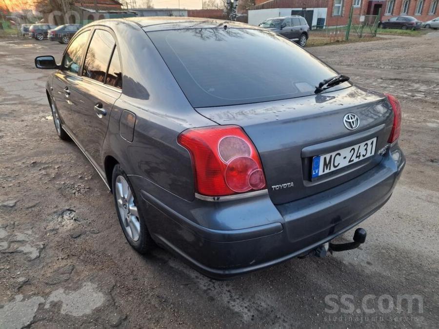 Серый Тойота Авенсис 2006 в Рига, объемом двигателя 2.20 л и пробегом 335 тыс. км за 2170 €, фото 5 на AUTOMOTO.COM.LV