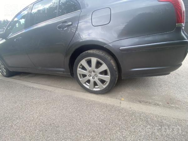 Grey Toyota Avensis 2007 in Liepaja, with an engine capacity of 2.00 L and mileage of 218 thousand km for 950 €, photo 10 on AUTOMOTO.COM.LV