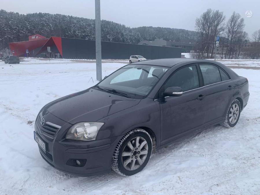 Pelēks Toyota Avensis 2007 Viļņa, ar dzinēja tilpumu 2.23 L un nobraukumu 261 tūkst. km par 2200 €, foto 1 vietnē AUTOMOTO.COM.LV