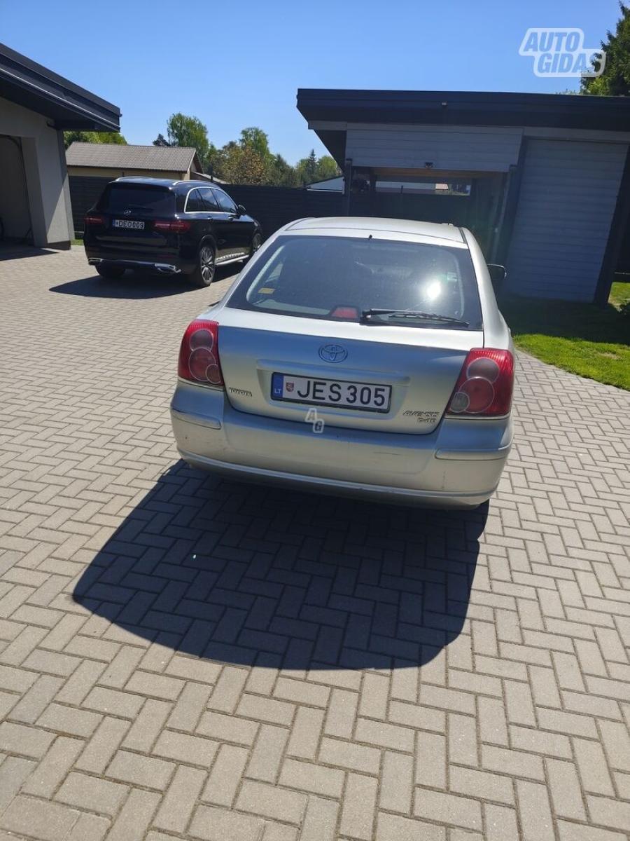 Серый Тойота Авенсис 2007 в Клайпеда, объемом двигателя 2.00 л и пробегом 280 тыс. км за 2800 €, фото 4 на AUTOMOTO.COM.LV