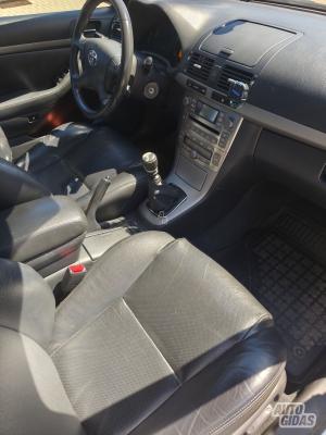 Серый Тойота Авенсис 2007 в Клайпеда, объемом двигателя 2.00 л и пробегом 280 тыс. км за 2800 €, фото 7 на AUTOMOTO.COM.LV