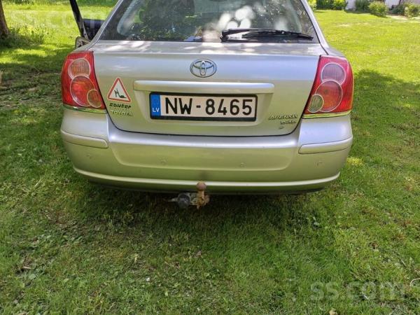 Серый Тойота Авенсис 2007 в Екабпилс, объемом двигателя 2.20 л и пробегом 0 тыс. км за 900 €, фото 2 на AUTOMOTO.COM.LV