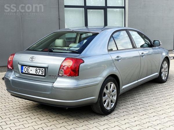 Pelēks Toyota Avensis 2007 Rīga, ar dzinēja tilpumu 2.00 L un nobraukumu 300 tūkst. km par 3500 €, foto 7 vietnē AUTOMOTO.COM.LV