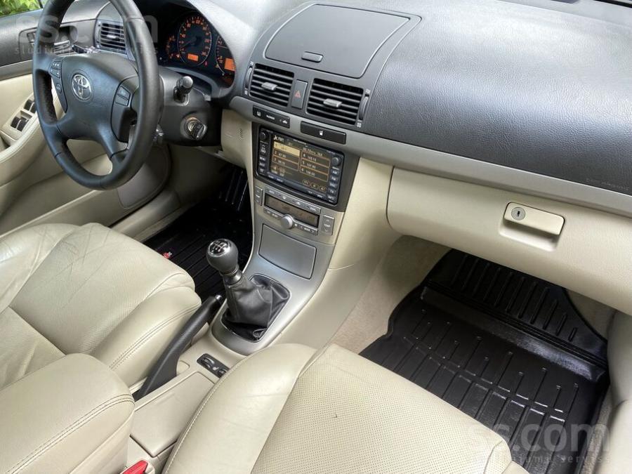 Серый Тойота Авенсис 2007 в Рига, объемом двигателя 2.00 л и пробегом 300 тыс. км за 3500 €, фото 15 на AUTOMOTO.COM.LV