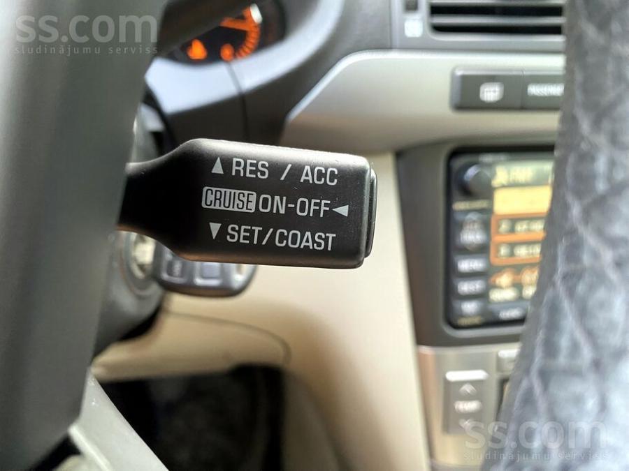 Серый Тойота Авенсис 2007 в Рига, объемом двигателя 2.00 л и пробегом 300 тыс. км за 3500 €, фото 22 на AUTOMOTO.COM.LV
