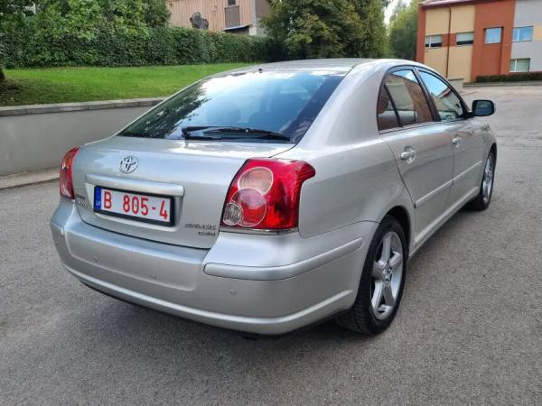 Серый Тойота Авенсис 2007 в Екабпилс, объемом двигателя 2.20 л и пробегом 257 тыс. км за 3850 €, фото 8 на AUTOMOTO.COM.LV