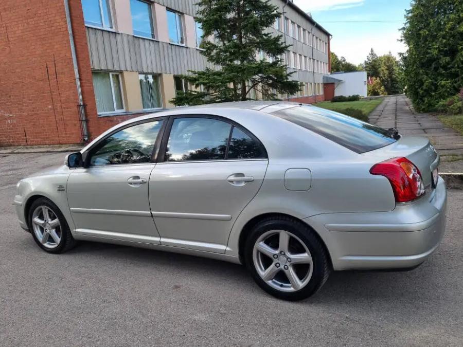 Серый Тойота Авенсис 2007 в Екабпилс, объемом двигателя 2.20 л и пробегом 257 тыс. км за 3850 €, фото 12 на AUTOMOTO.COM.LV