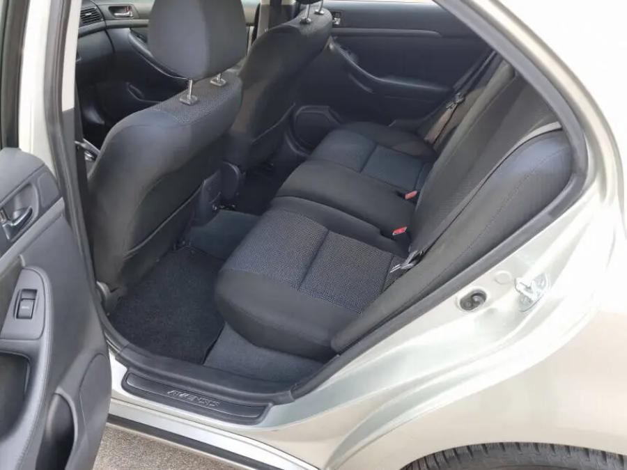 Серый Тойота Авенсис 2007 в Екабпилс, объемом двигателя 2.20 л и пробегом 257 тыс. км за 3850 €, фото 19 на AUTOMOTO.COM.LV