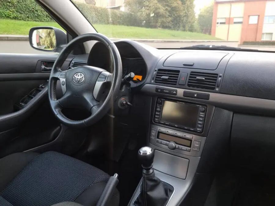 Серый Тойота Авенсис 2007 в Екабпилс, объемом двигателя 2.20 л и пробегом 257 тыс. км за 3850 €, фото 26 на AUTOMOTO.COM.LV