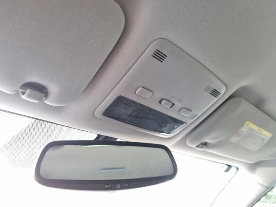 Серый Тойота Авенсис 2007 в Екабпилс, объемом двигателя 2.20 л и пробегом 257 тыс. км за 3850 €, фото 33 на AUTOMOTO.COM.LV