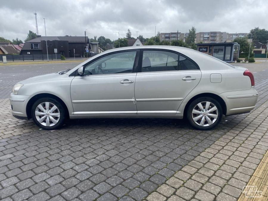 Pelēks Toyota Avensis 2007 Raseiniai, ar dzinēja tilpumu 2.00 L un nobraukumu 250 tūkst. km par 1750 €, foto 3 vietnē AUTOMOTO.COM.LV