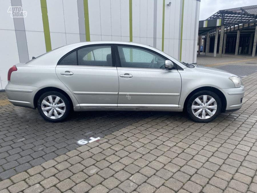 Pelēks Toyota Avensis 2007 Raseiniai, ar dzinēja tilpumu 2.00 L un nobraukumu 250 tūkst. km par 1750 €, foto 10 vietnē AUTOMOTO.COM.LV