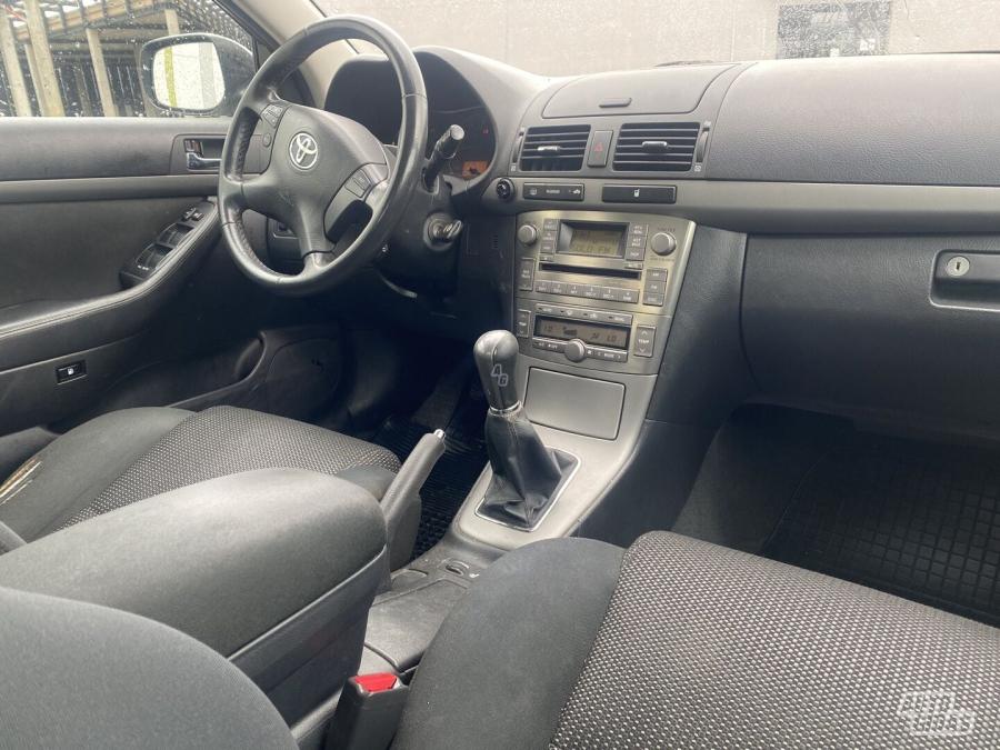 Pelēks Toyota Avensis 2007 Raseiniai, ar dzinēja tilpumu 2.00 L un nobraukumu 250 tūkst. km par 1750 €, foto 20 vietnē AUTOMOTO.COM.LV