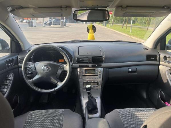 Grey Toyota Avensis 2007 in Kaunas, with an engine capacity of 2.00 L and mileage of 235 thousand km for 2200 €, photo 7 on AUTOMOTO.COM.LV