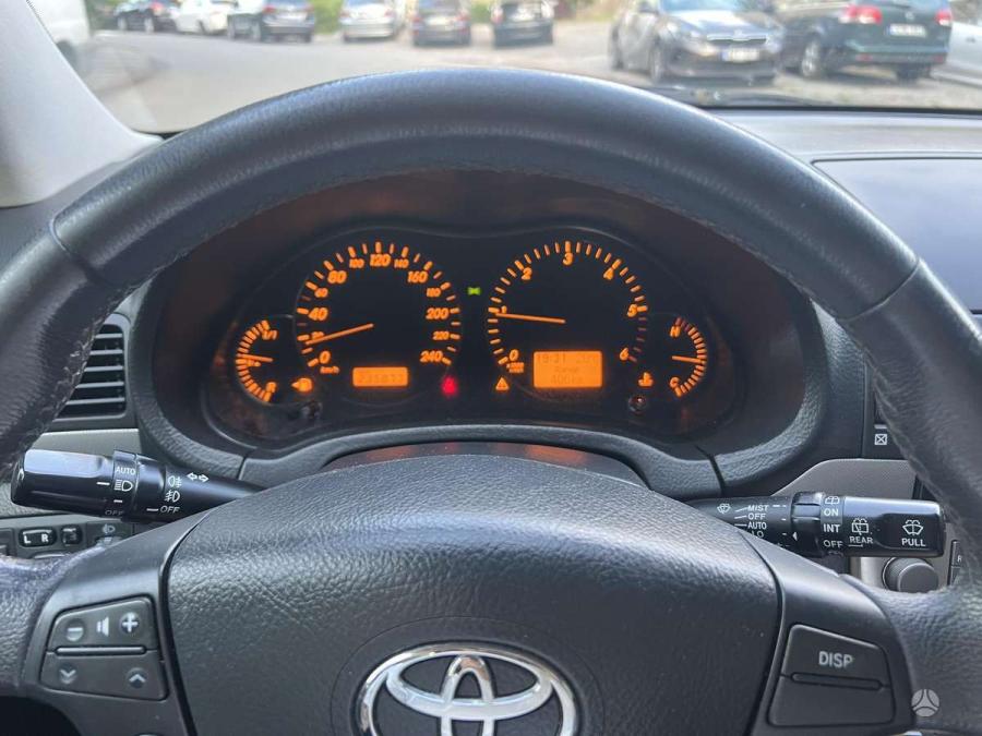 Серый Тойота Авенсис 2007 в Каунас, объемом двигателя 2.00 л и пробегом 235 тыс. км за 2200 €, фото 11 на AUTOMOTO.COM.LV