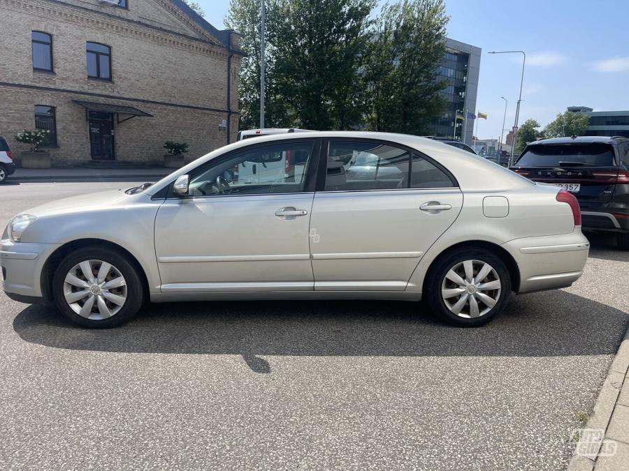 Серый Тойота Авенсис 2007 в Вильнюс, объемом двигателя 2.00 л и пробегом 250 тыс. км за 1500 €, фото 4 на AUTOMOTO.COM.LV