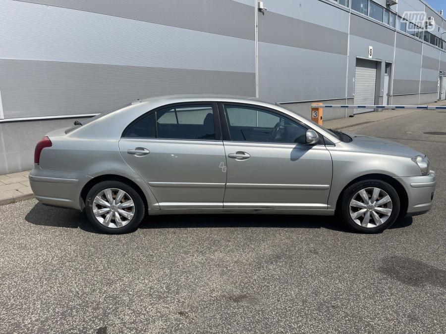 Серый Тойота Авенсис 2007 в Вильнюс, объемом двигателя 2.00 л и пробегом 250 тыс. км за 1500 €, фото 10 на AUTOMOTO.COM.LV