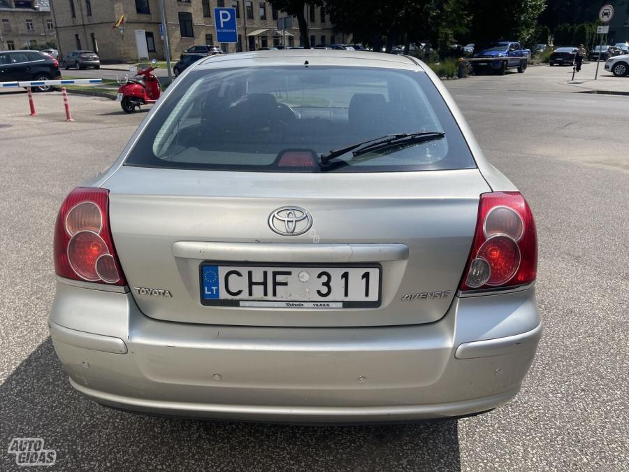 Серый Тойота Авенсис 2007 в Вильнюс, объемом двигателя 2.00 л и пробегом 250 тыс. км за 1500 €, фото 13 на AUTOMOTO.COM.LV