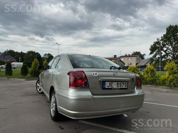 Grey Toyota Avensis 2007 in Riga, with an engine capacity of 2.00 L and mileage of 450 thousand km for 1000 €, photo 3 on AUTOMOTO.COM.LV