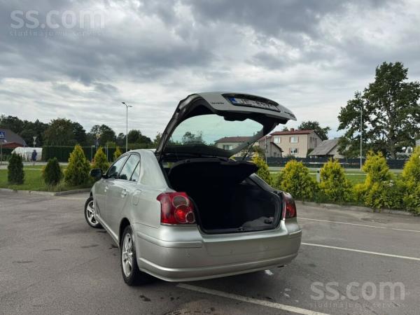 Grey Toyota Avensis 2007 in Riga, with an engine capacity of 2.00 L and mileage of 450 thousand km for 1000 €, photo 4 on AUTOMOTO.COM.LV