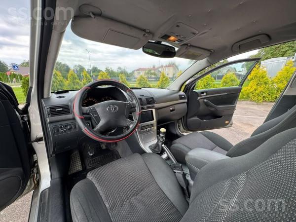Grey Toyota Avensis 2007 in Riga, with an engine capacity of 2.00 L and mileage of 450 thousand km for 1000 €, photo 6 on AUTOMOTO.COM.LV
