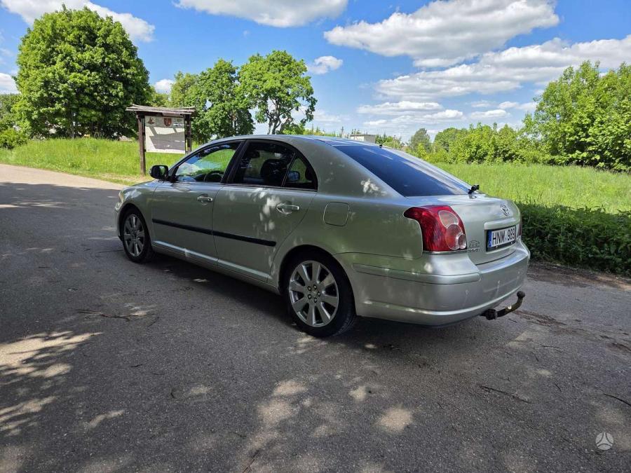 Grey Toyota Avensis 2007 in Vilnius, with an engine capacity of 2.00 L and mileage of 297 thousand km for 2200 €, photo 7 on AUTOMOTO.COM.LV